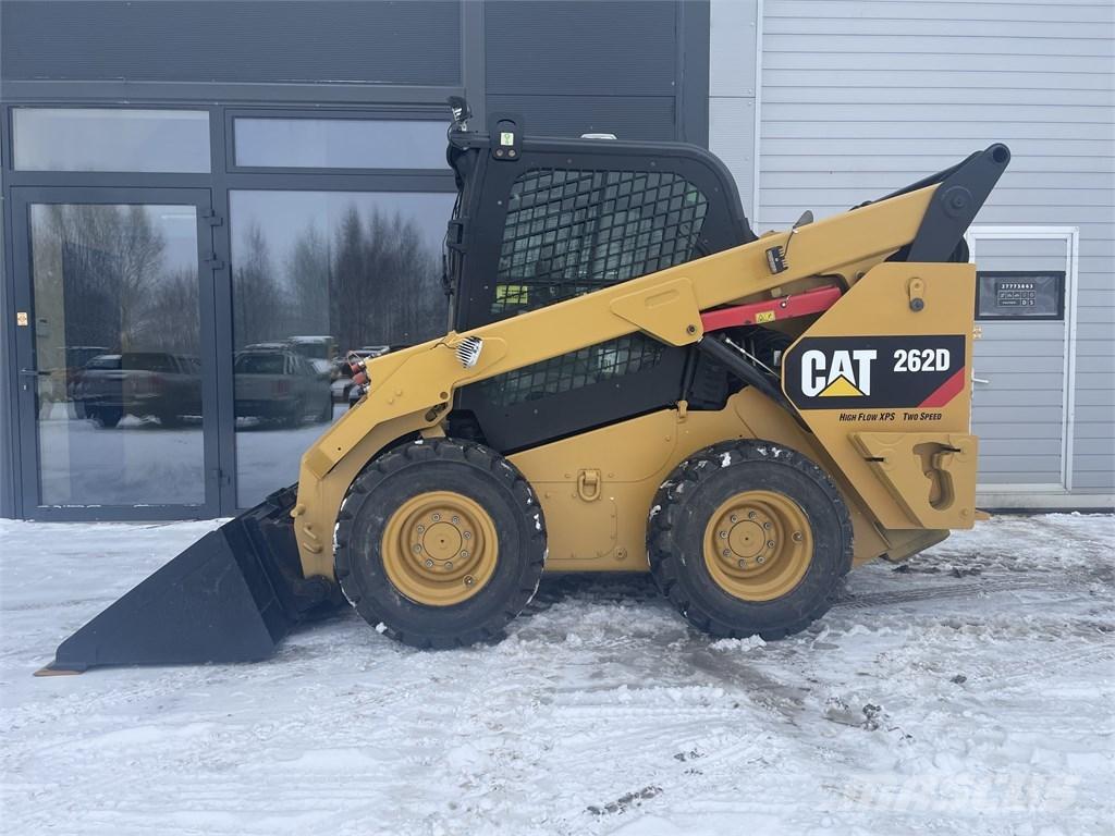 Cat 262D, 2019, Rīga, Latvia - Käytetyt liukuohjatut kuormaajat ...